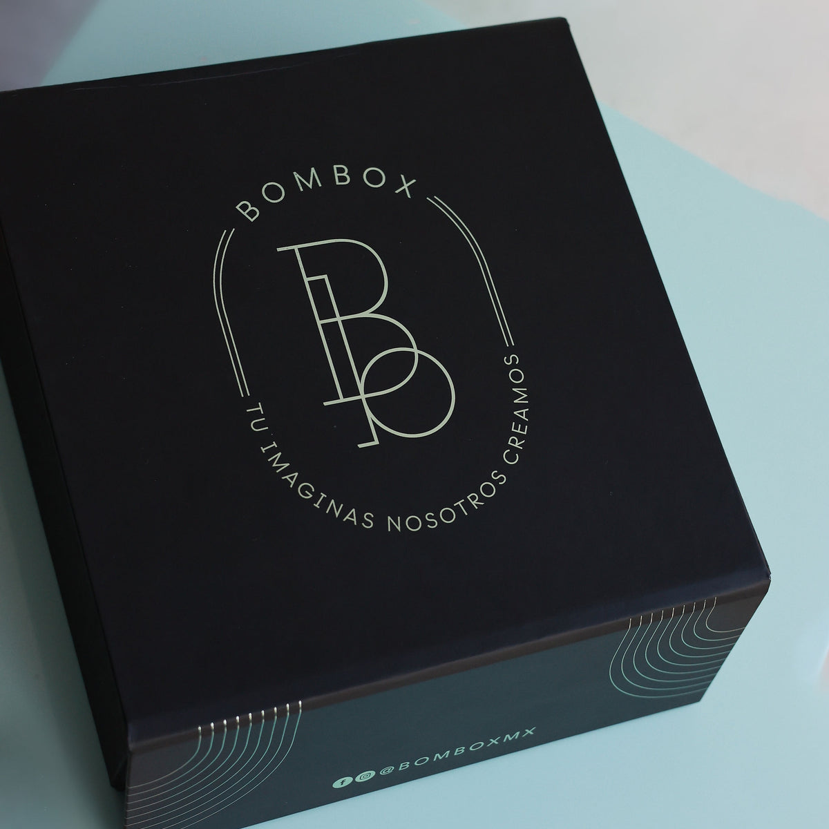 Caja Negra – Bombox
